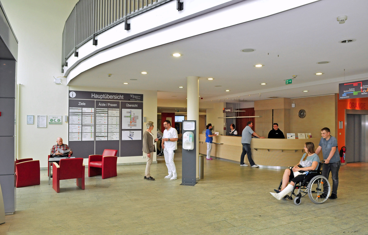 DIREKT VOR ORT bietet unser Gesundheitszentrum modernste Medizin in ...